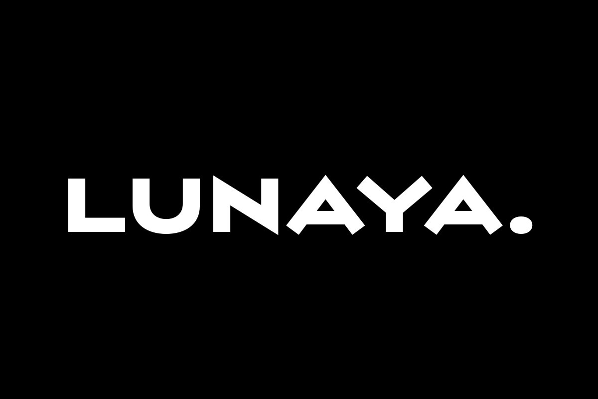 Curated Tech Bundles for Creators & Digital Nomads. – LUNAYA